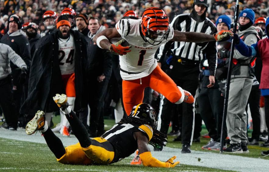 Perfect Fantasy Football Draft: 1st in a 12-Team Yahoo Half-PPR League | 4for4